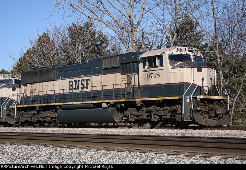 BNSF 9718